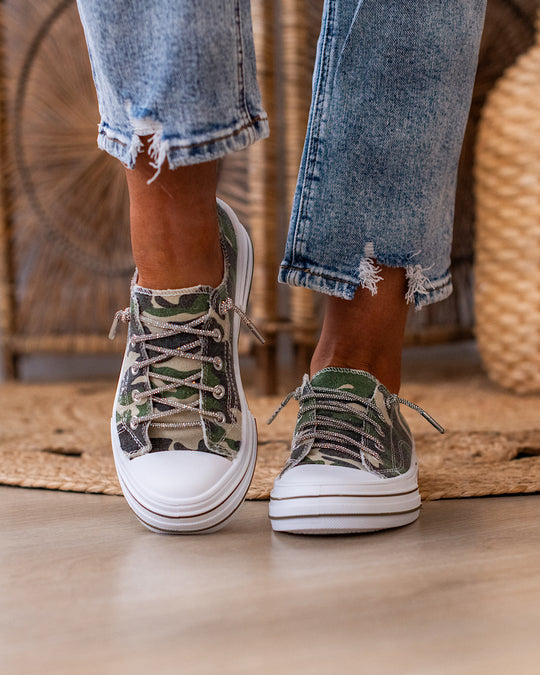 Very G Aman Prints Sneakers - Camo