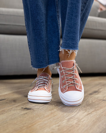 Very G Aman Sparkle Sneakers - Rust